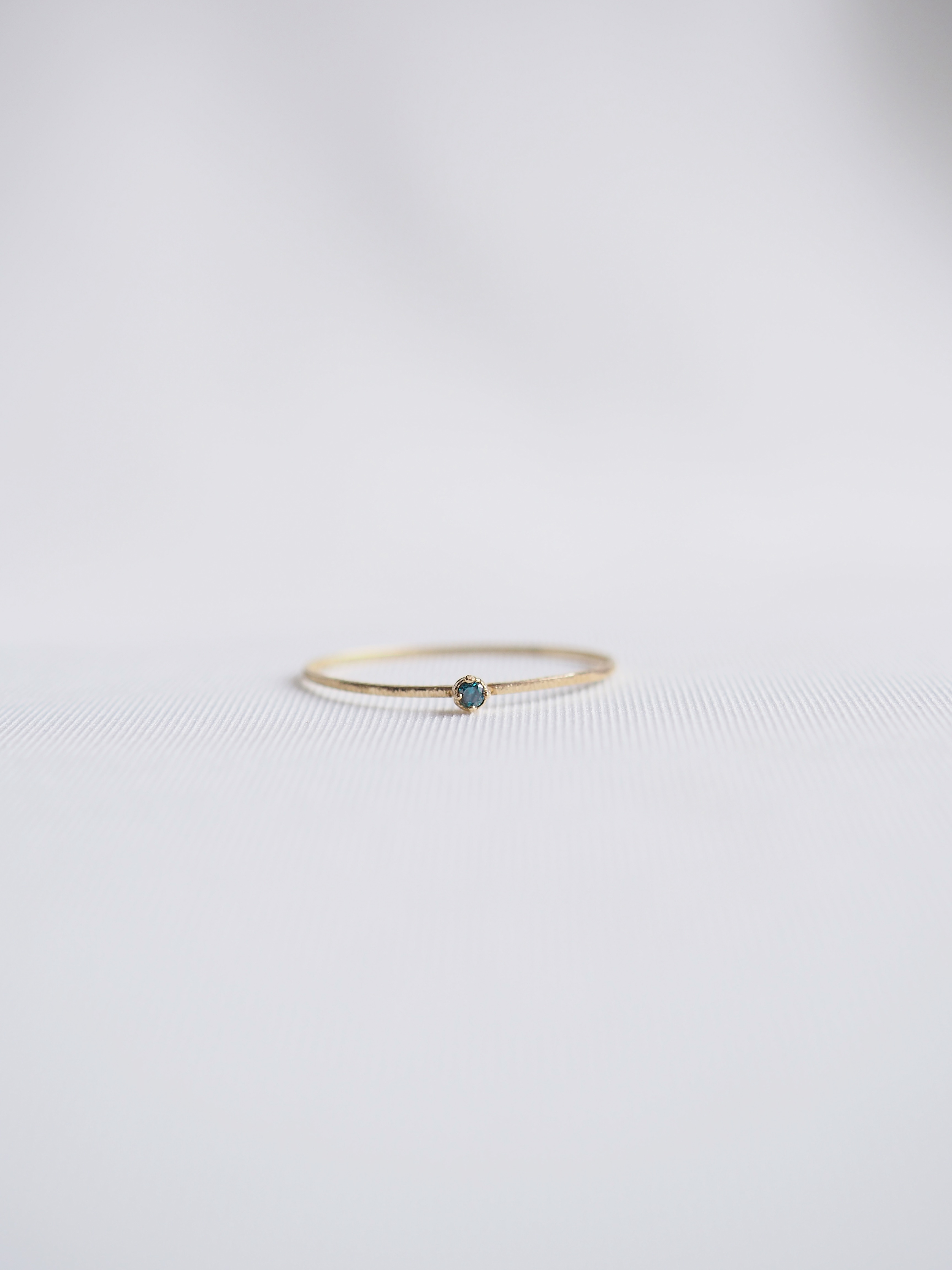 ELLE Blue Diamond Ring - 14K Yellow Gold | Azen Jewelry